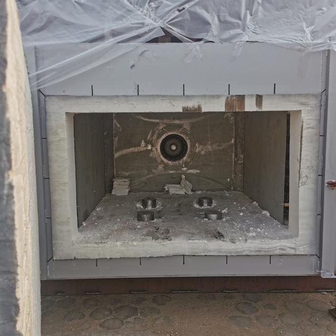 Hydraulic pressure circular saw blade leveling and tempering furnace
