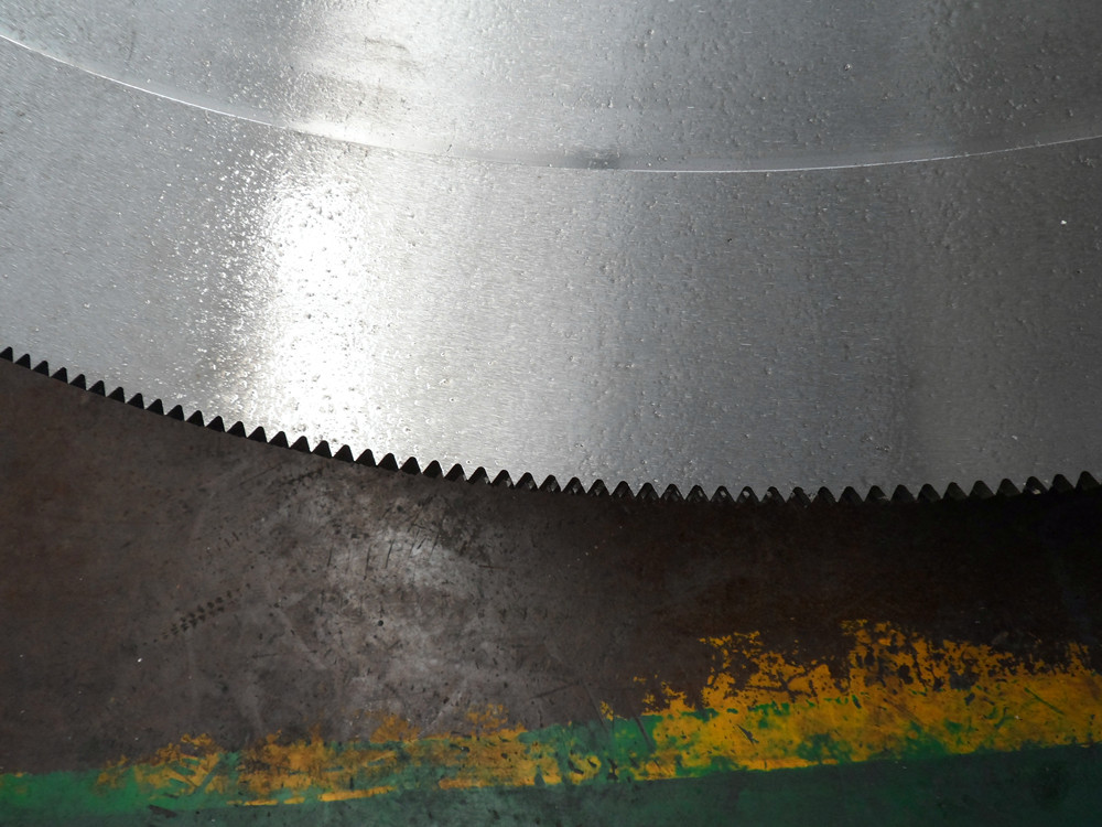 Hardness 45-56HRC Hot Rolled H Beam Hot Saw Blade 1800mm*14mm